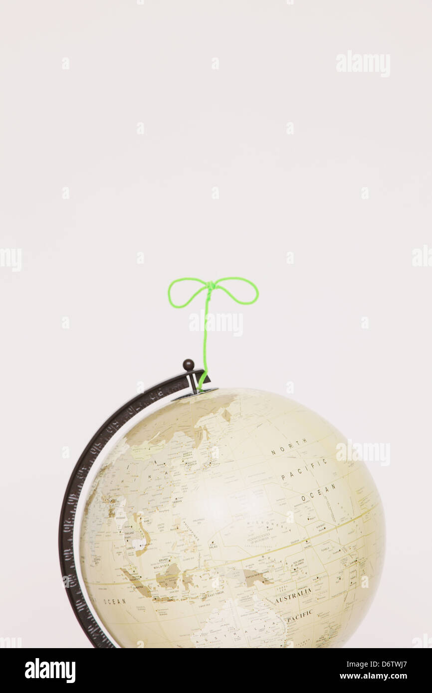 Double globe map hi-res stock photography and images - Alamy