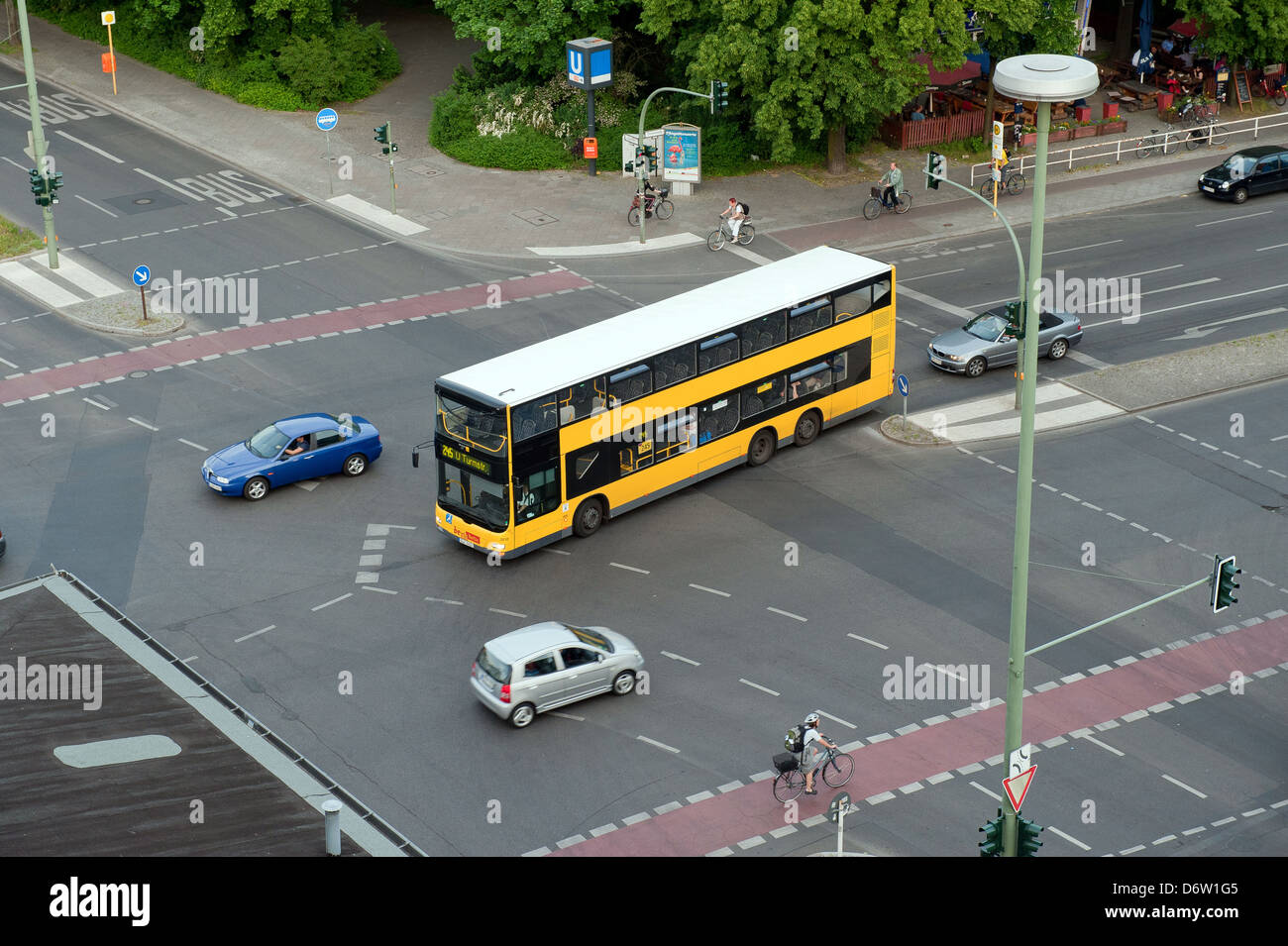 Berlin, Germany, traffic on the intersection Turmstr. Stromstr corner ...