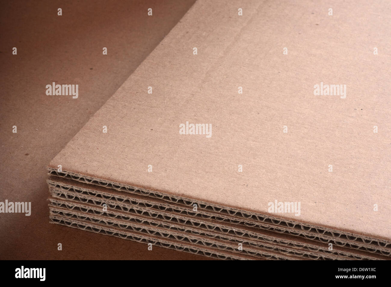 Corrugated cardboard hi-res stock photography and images - Alamy
