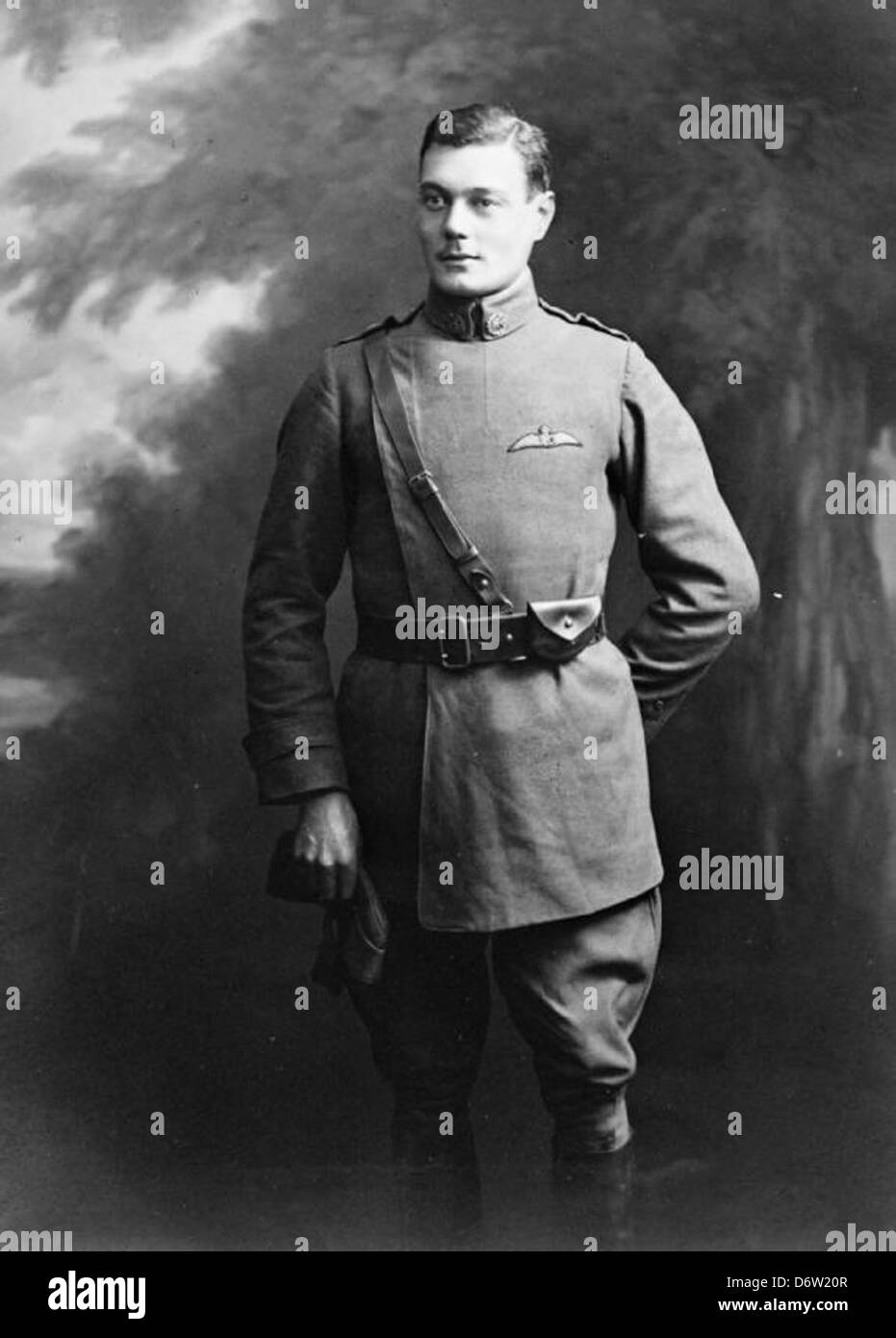Lieutenant louis hi-res stock photography and images - Alamy