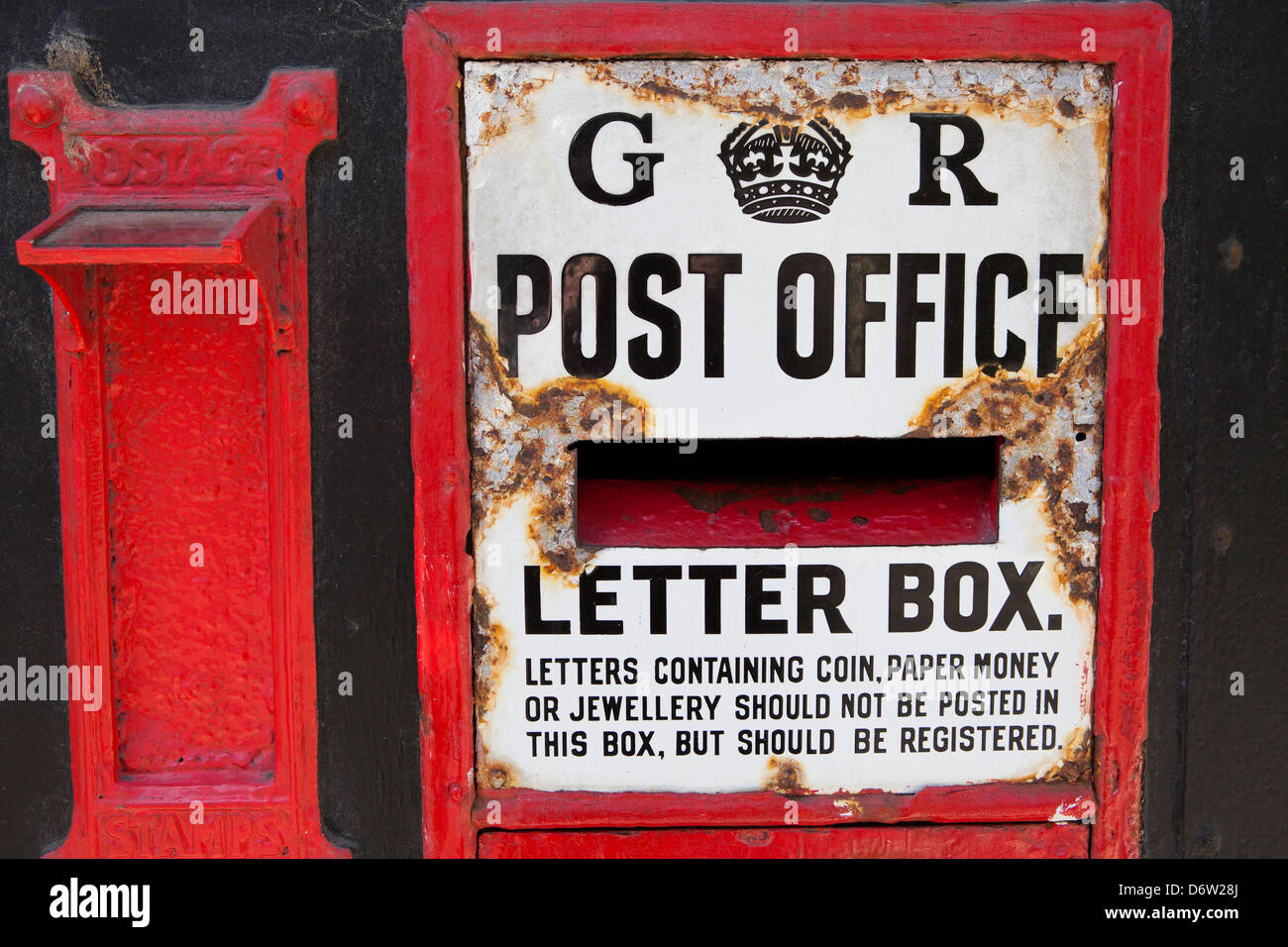 Vintage letterbox hi-res stock photography and images - Alamy