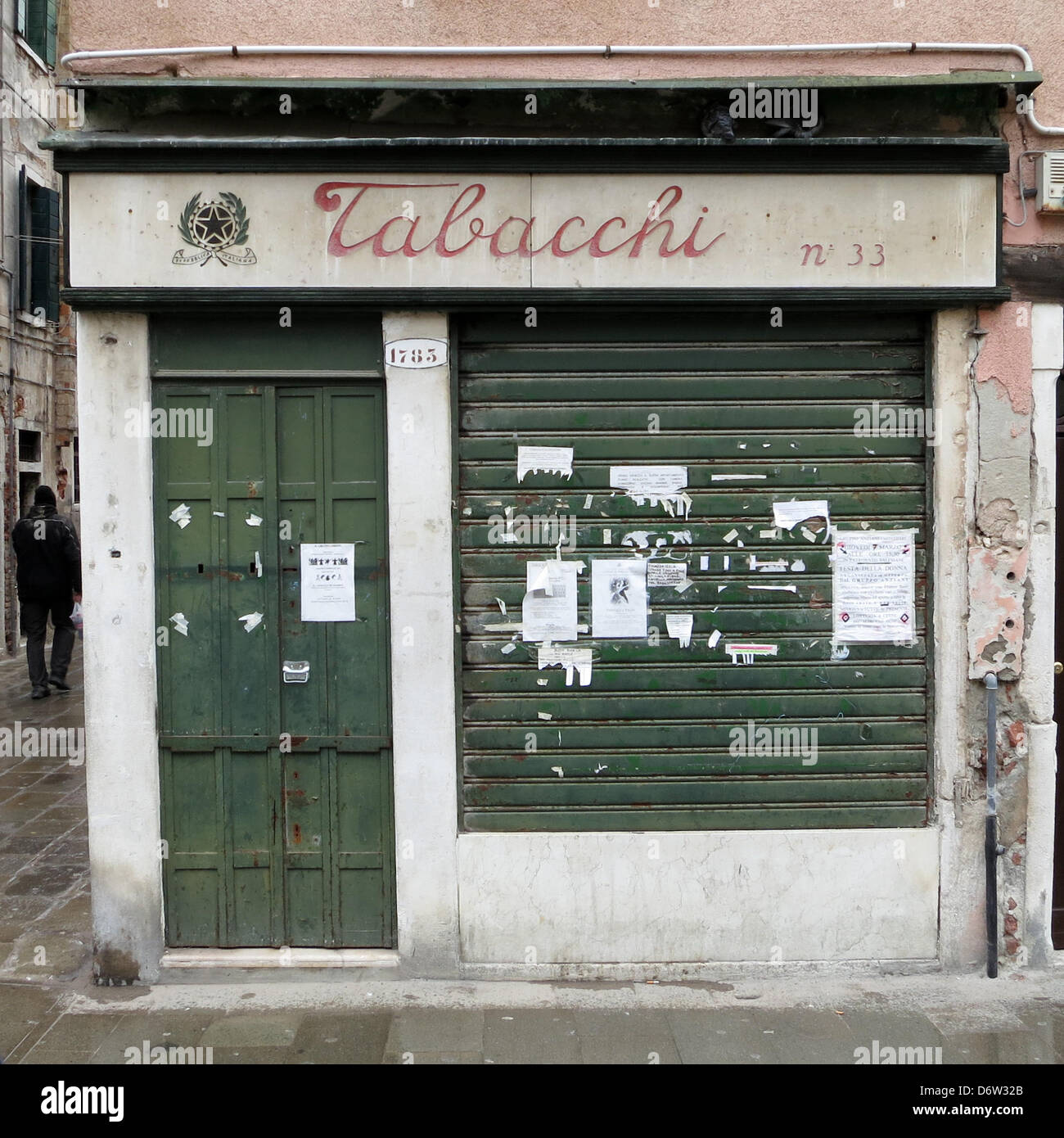An old tobacco shop in Venice - Italy Stock Photo - Alamy