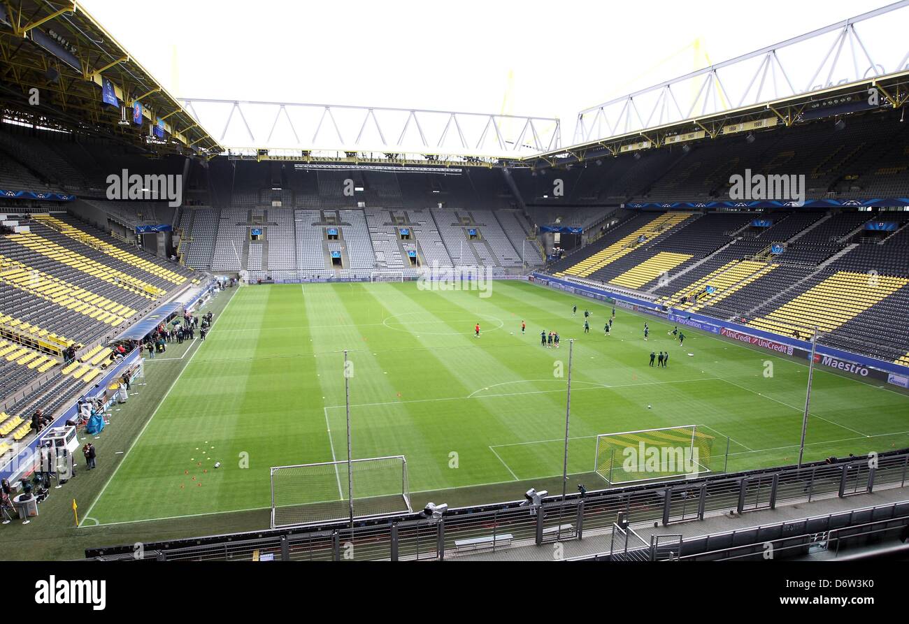 First leg general view hi-res stock photography and images - Alamy