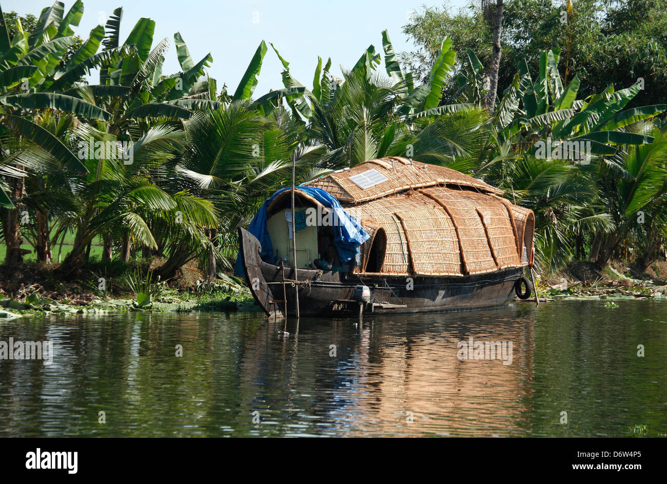 Barges in backwaters, Cochin, Kerala, India Stock Photo - Alamy