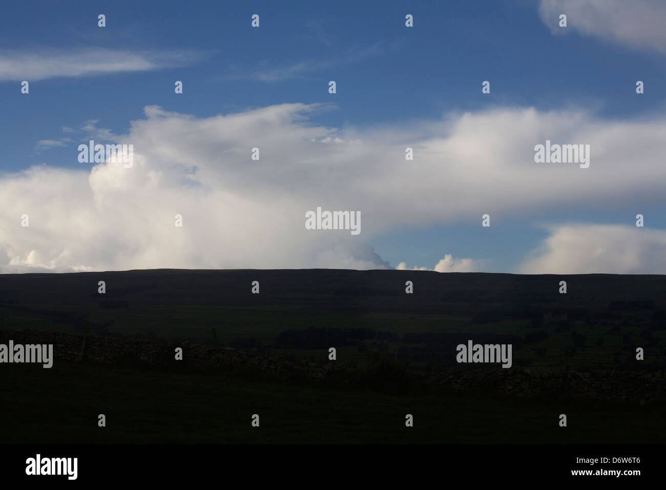 Carperby village yorkshire hi-res stock photography and images - Alamy