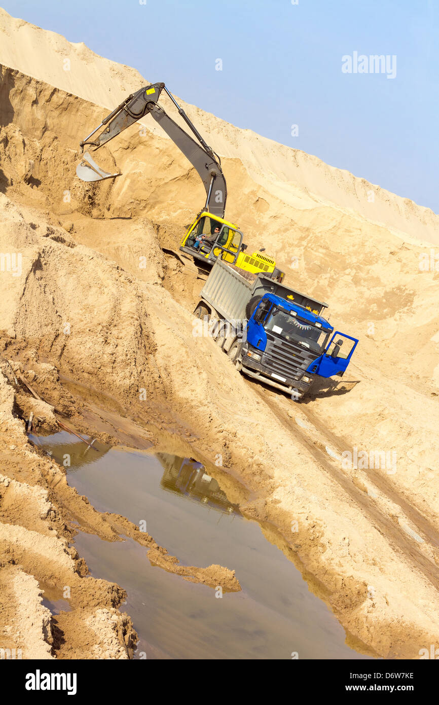 Truck loa hi-res stock photography and images - Alamy