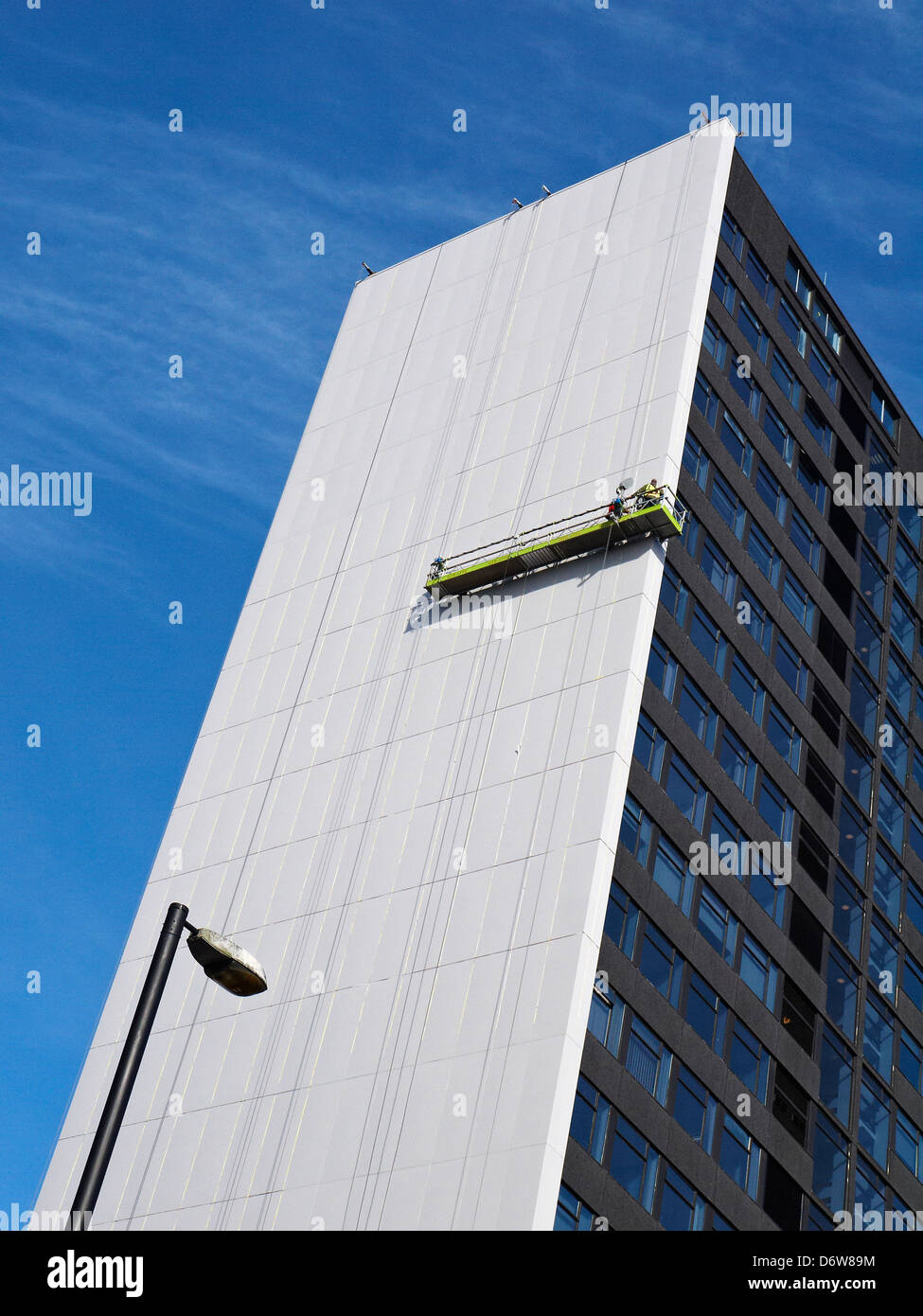 Replacing cladding hi-res stock photography and images - Alamy