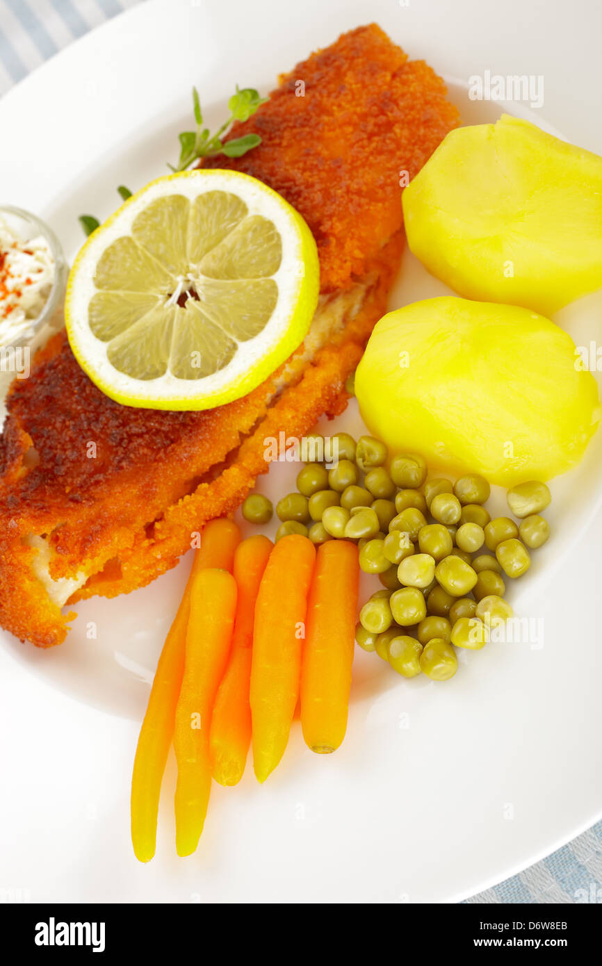 Fish potato vegetable hi-res stock photography and images - Alamy