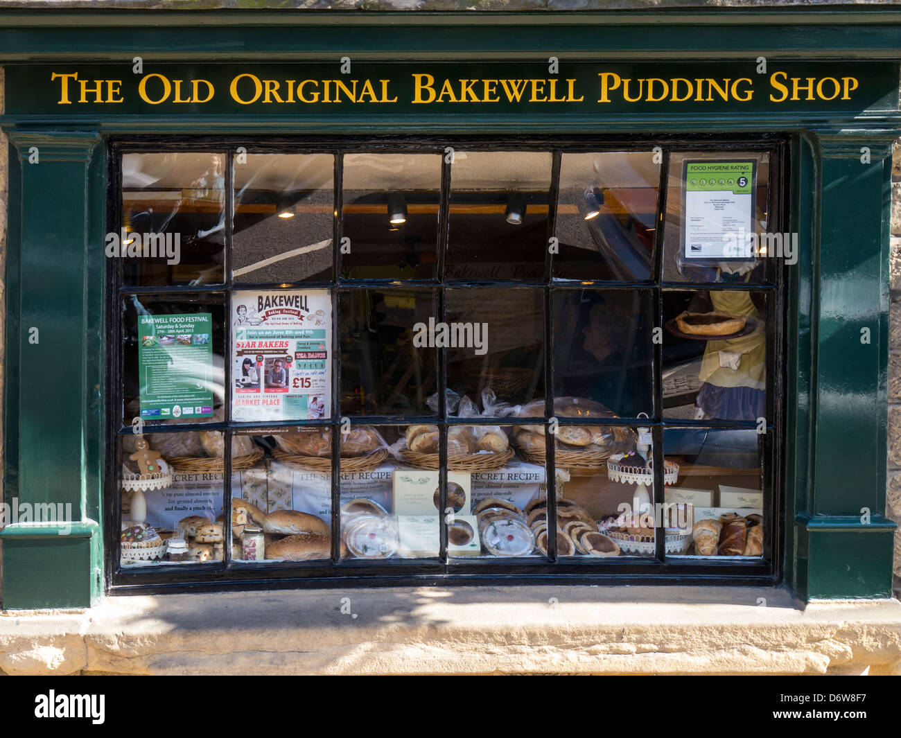 The old original bakewell pudding shop hi-res stock photography and ...