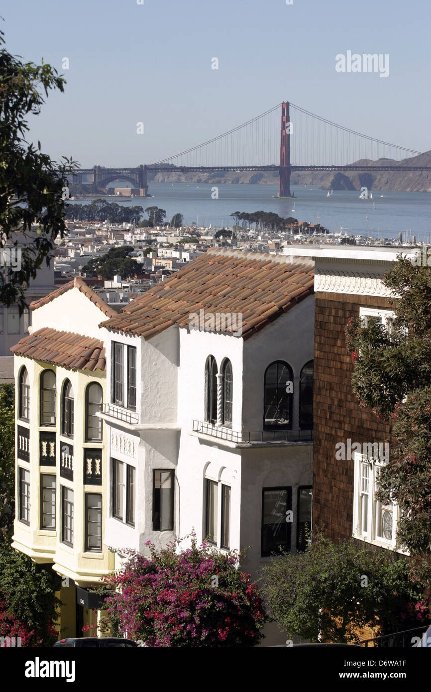 From russian hill hi-res stock photography and images - Alamy