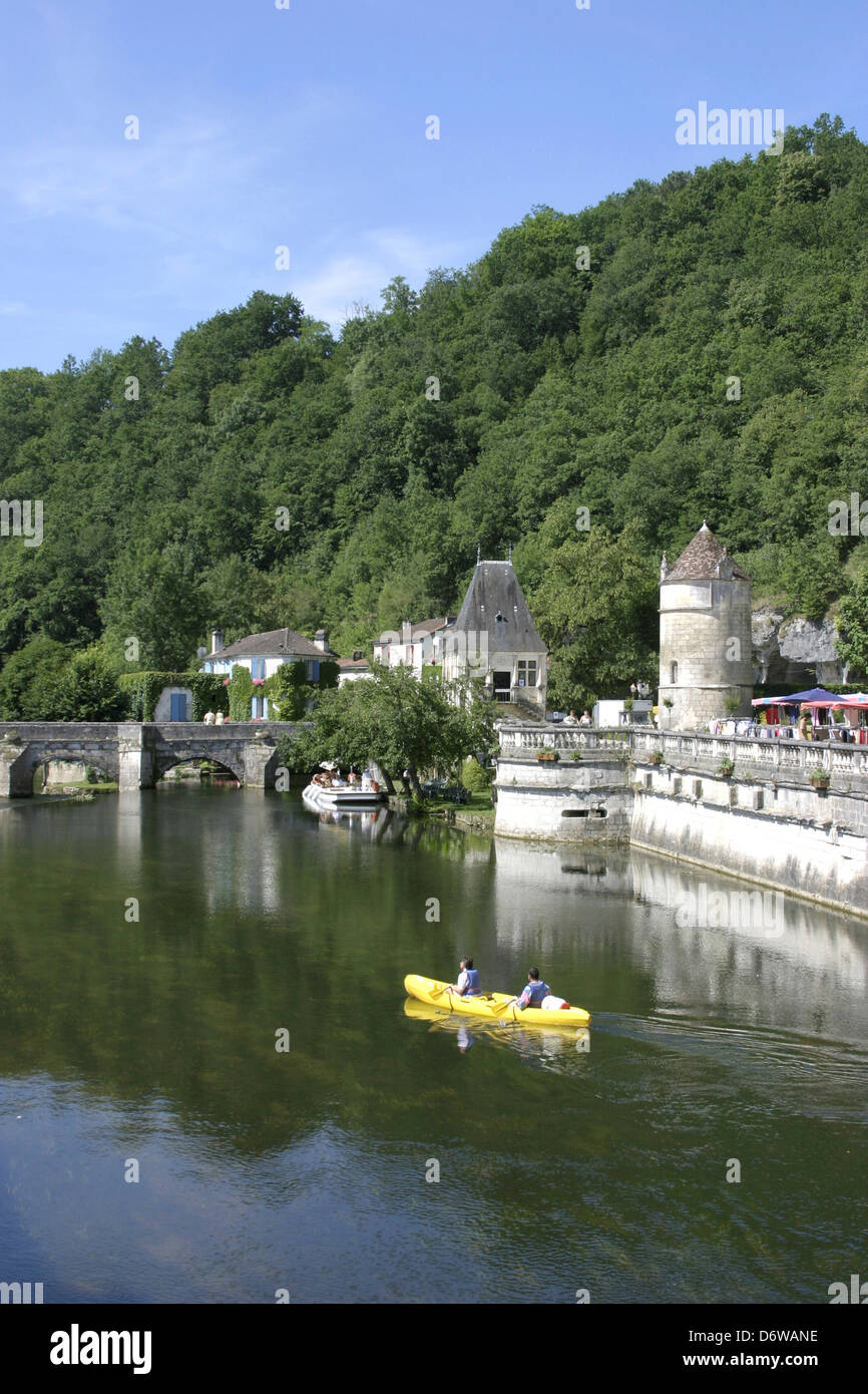France, Dordogne, Brantome, Kayaking on River Dronne Stock Photo - Alamy