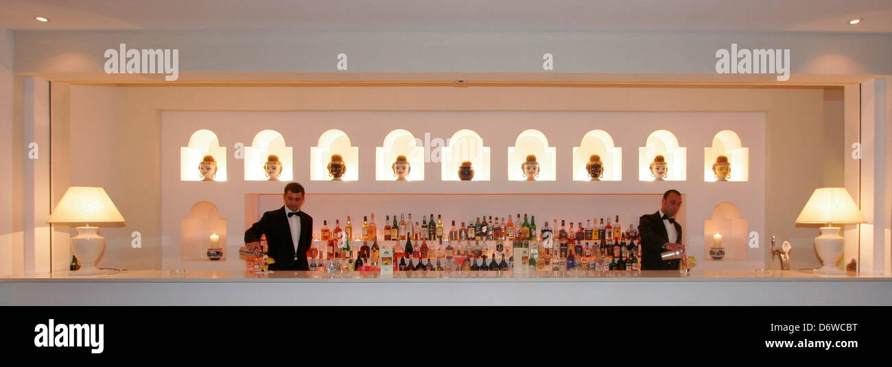 Neapolitan bar hi-res stock photography and images - Alamy