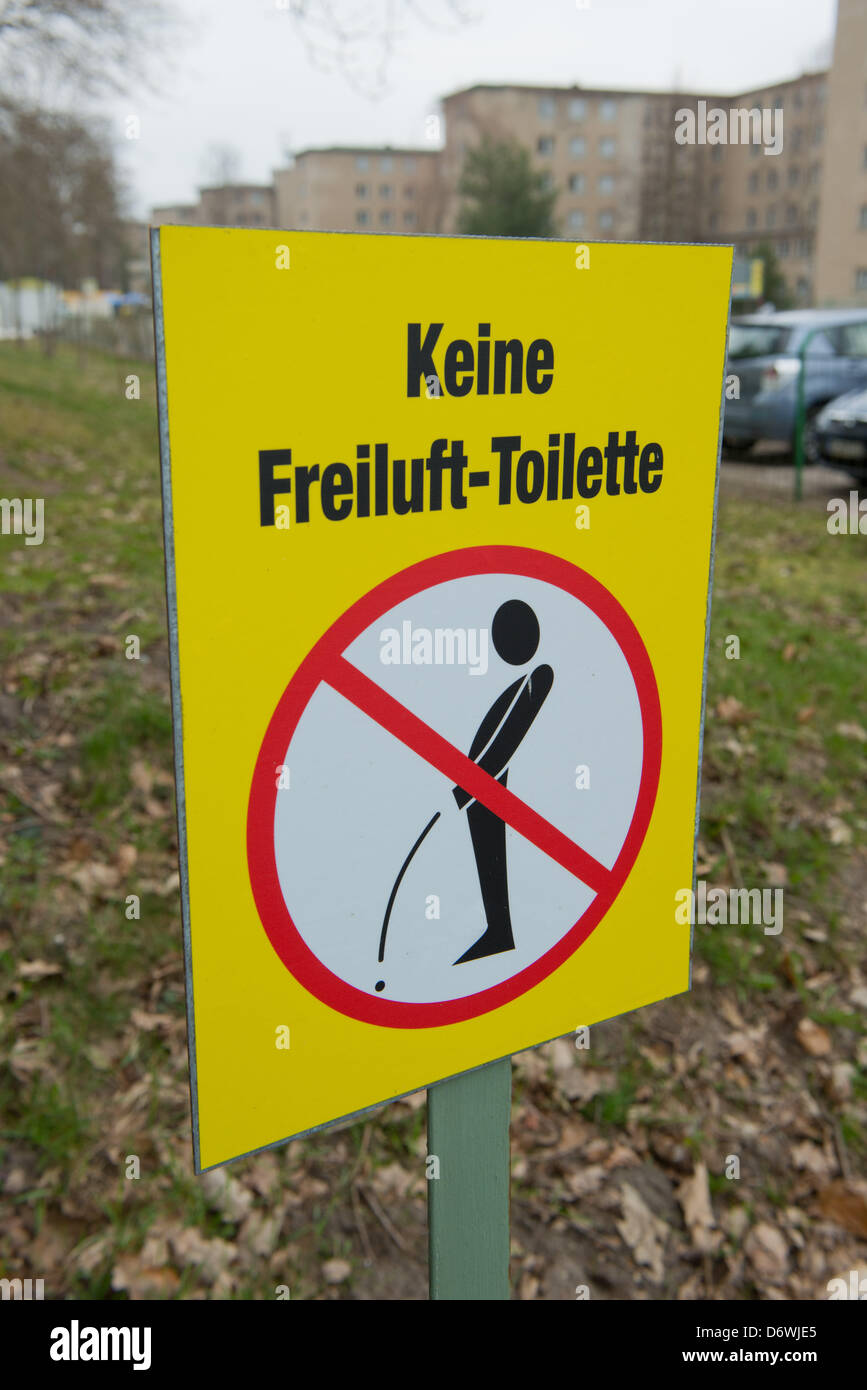 No urination sign hi-res stock photography and images - Alamy