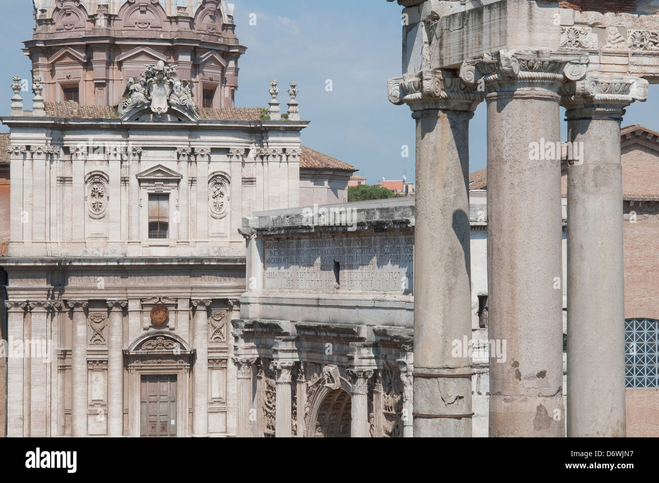 Zoom architecture rome hi-res stock photography and images - Alamy