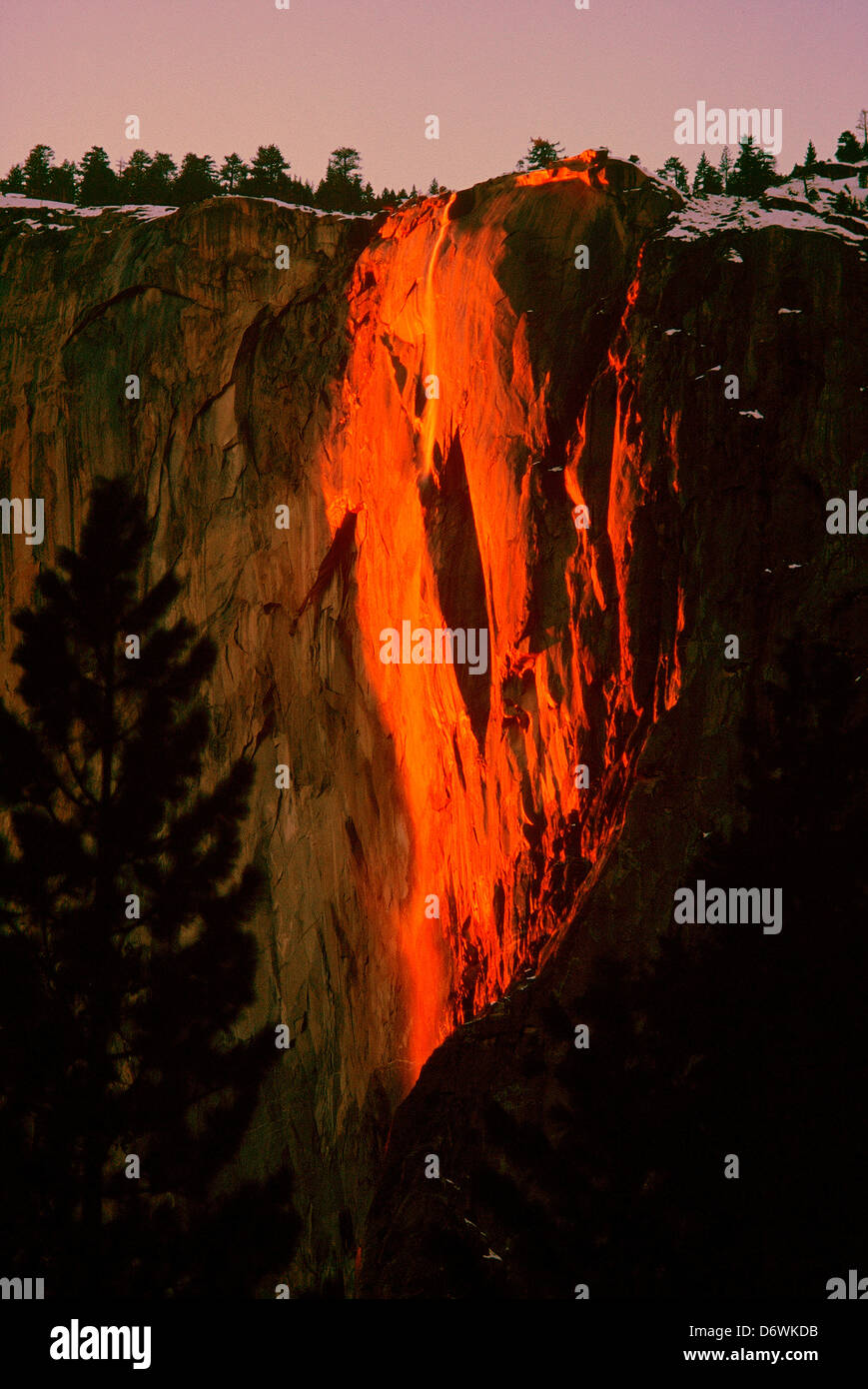 Alpenglow on Horsetail Waterfall, El Capitan, Yosemite National Park ...