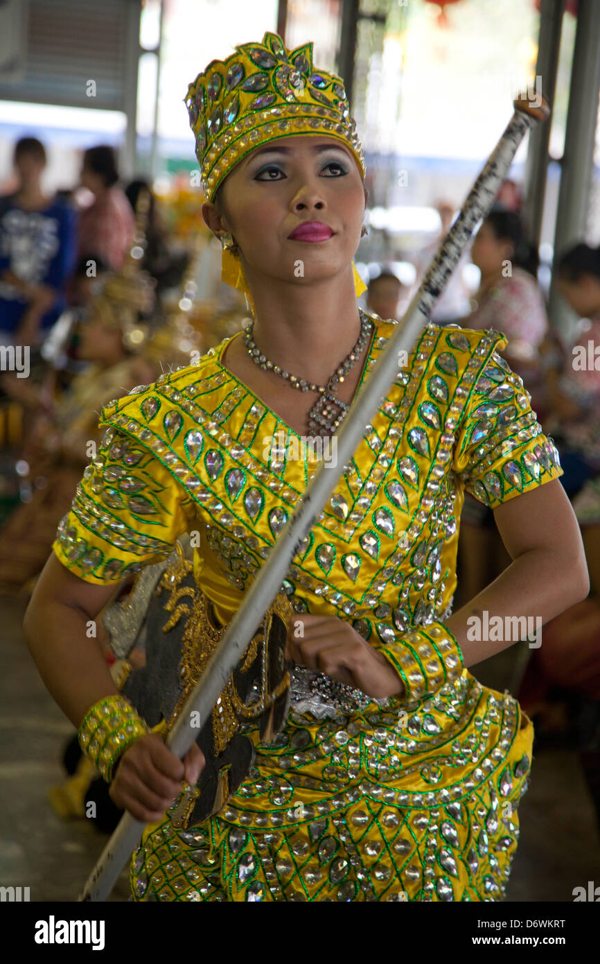 Buddhist temple dancer, Pattaya, Thailand Stock Photo - Alamy