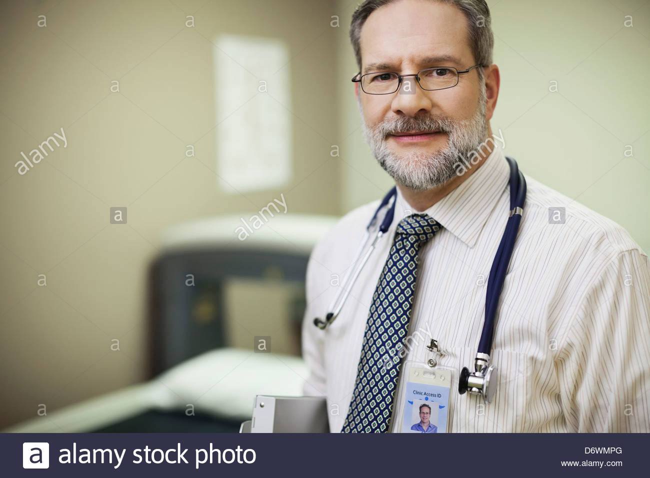Male at doctor hi-res stock photography and images - Alamy