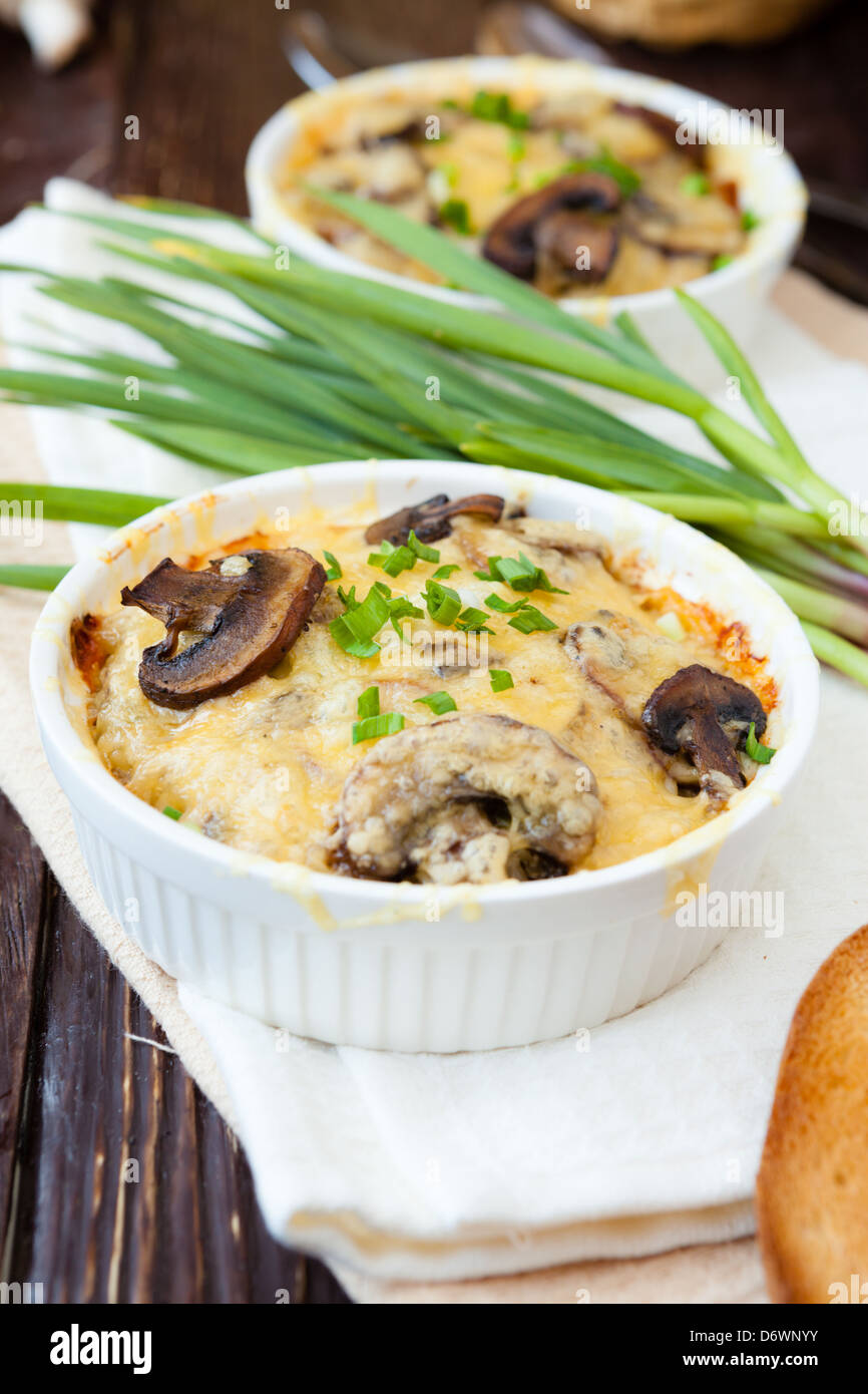 Julienne dish hi-res stock photography and images - Alamy