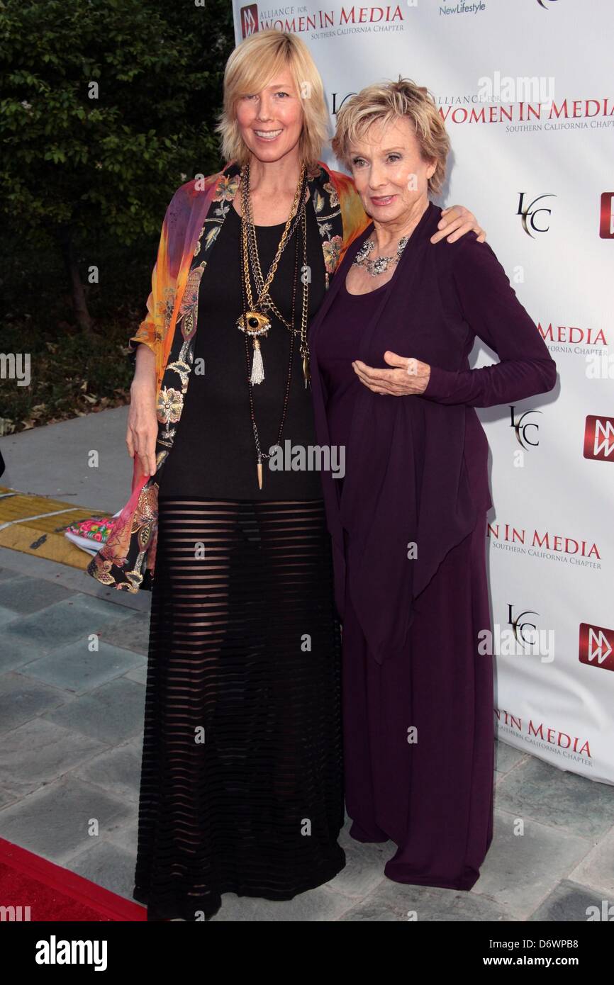 Los Angeles, California, USA. 23rd April, 2013. Cloris Leachman, Dinah ...