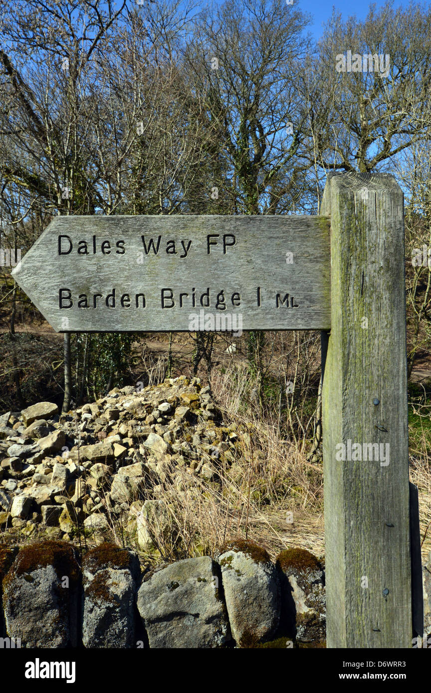 Wooden Signpost on The Dales Way Long Distance Footpath Wharfedale ...