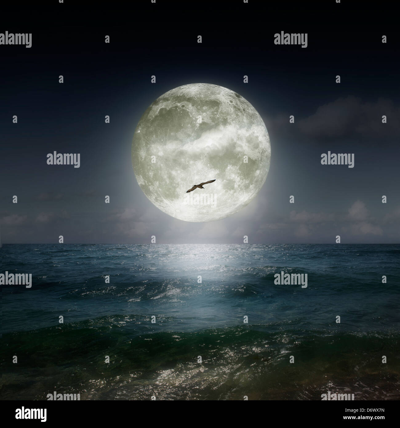 Blue ocean and blue sky with sun Stock Photo - Alamy