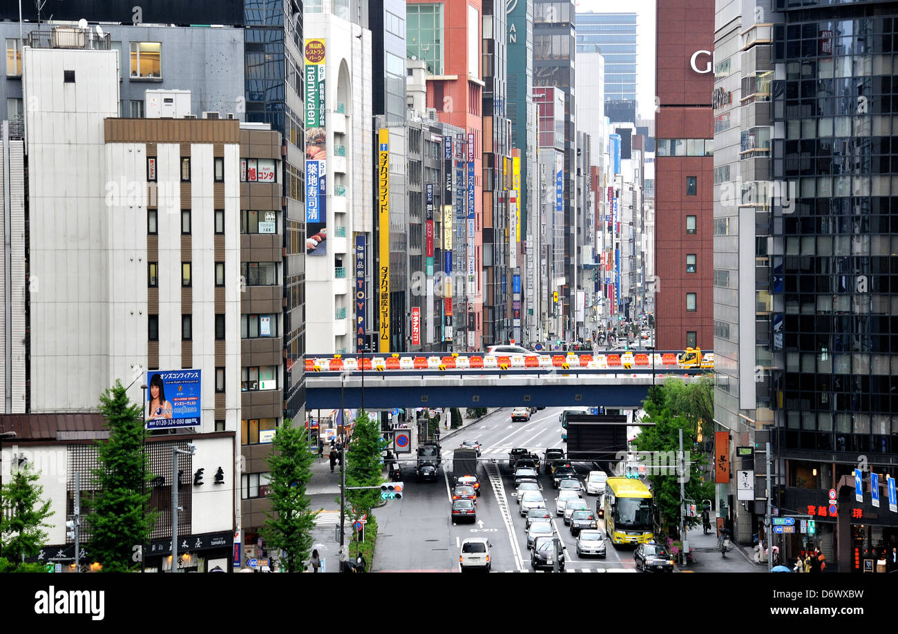 Ginza street scene hi-res stock photography and images - Alamy