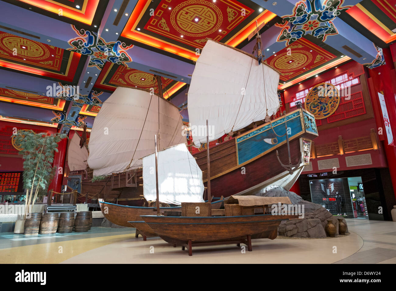 Replica ship at China Court in Ibn Battuta shopping mall in Dubai ...