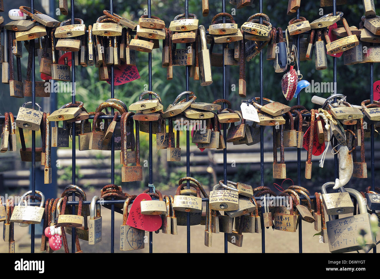 Lock ring hi-res stock photography and images - Alamy