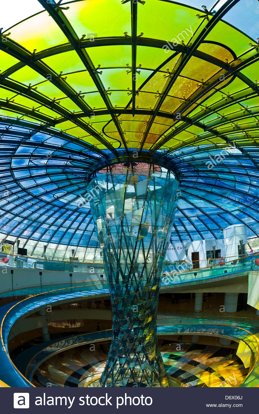 Shopping Mall Atrium Stock Photos & Shopping Mall Atrium Stock Images ...