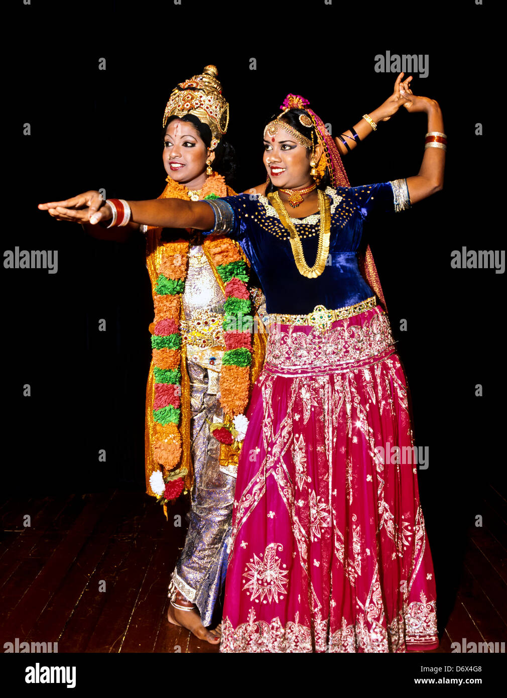 Hindu dancing hi-res stock photography and images - Alamy