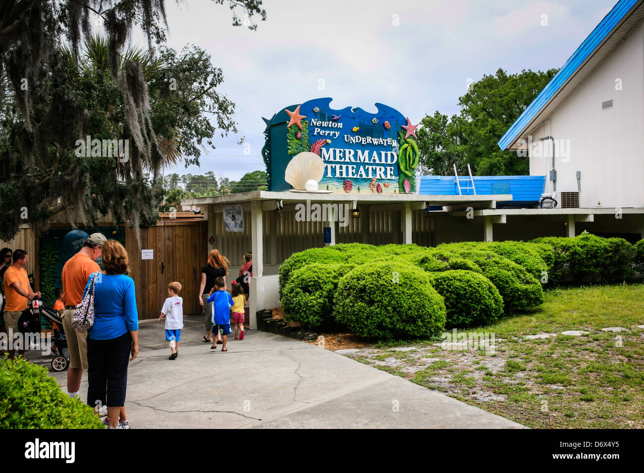 Weeki wachee mermaid hi-res stock photography and images - Alamy