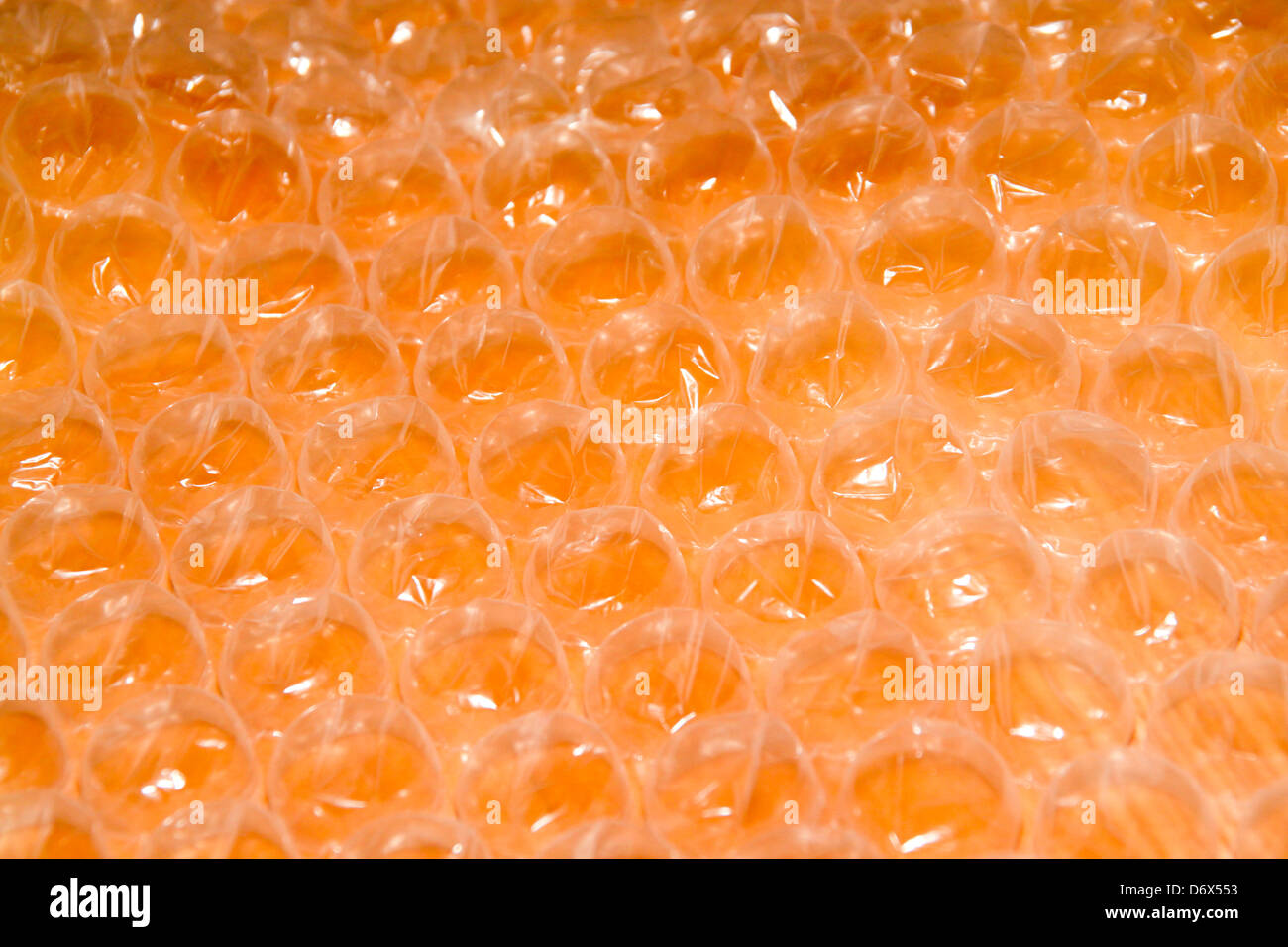 Bubble wrapping hi-res stock photography and images - Alamy