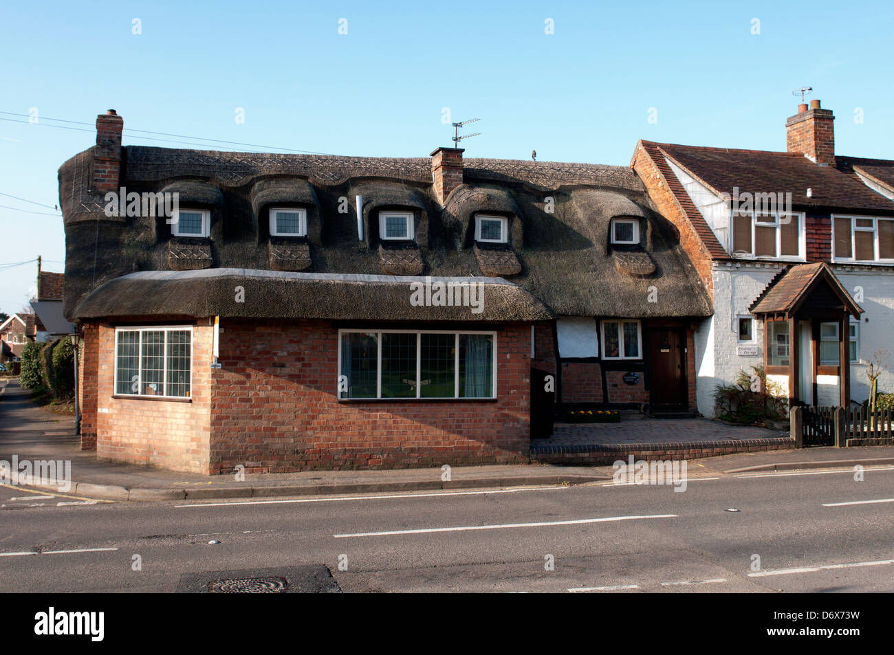 Cottages in Claverdon village, Warwickshire, England, UK Stock Photo ...