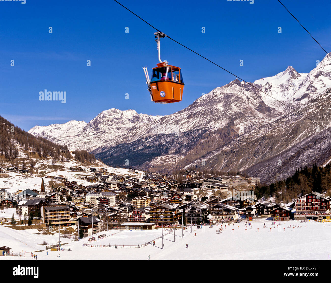 Saas fee hi-res stock photography and images - Alamy