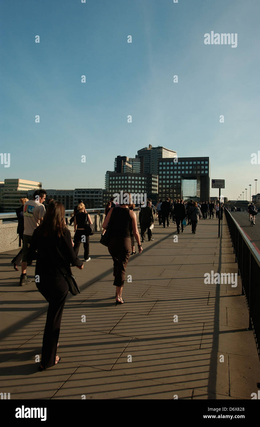 London city bridge walking hi-res stock photography and images - Alamy