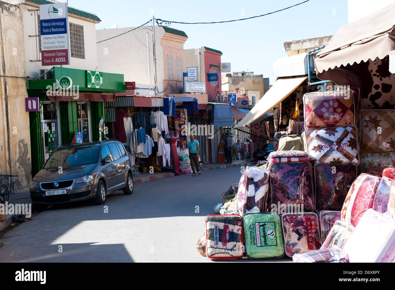 Morocco street taza shop hi-res stock photography and images - Alamy