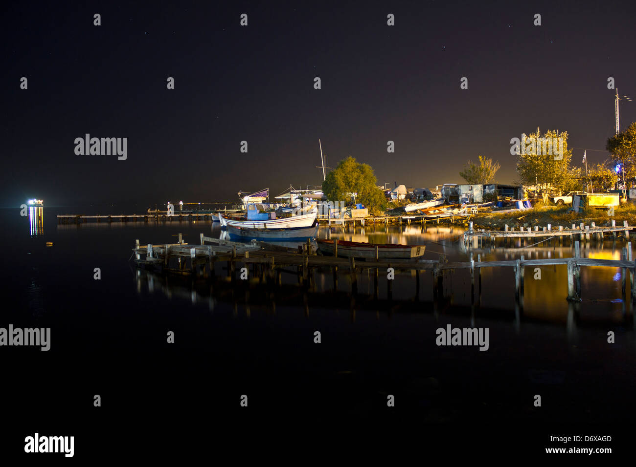 Kalamaria hi-res stock photography and images - Alamy