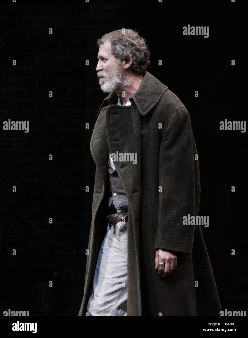 Stephen Spinella Opening night curtain call for 'An Iliad' at the New ...