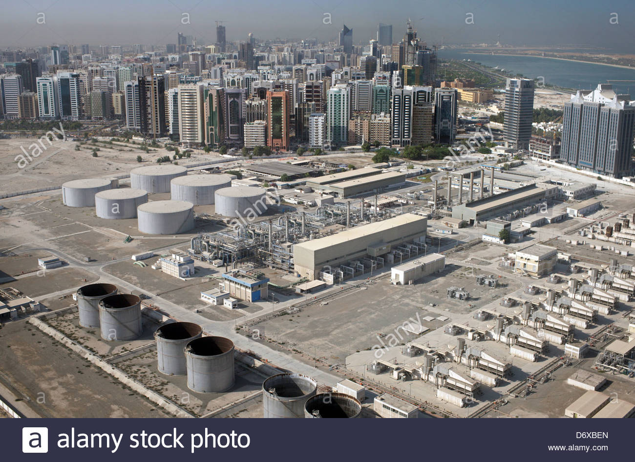 Oil Fuel Uae Stock Photos & Oil Fuel Uae Stock Images - Alamy
