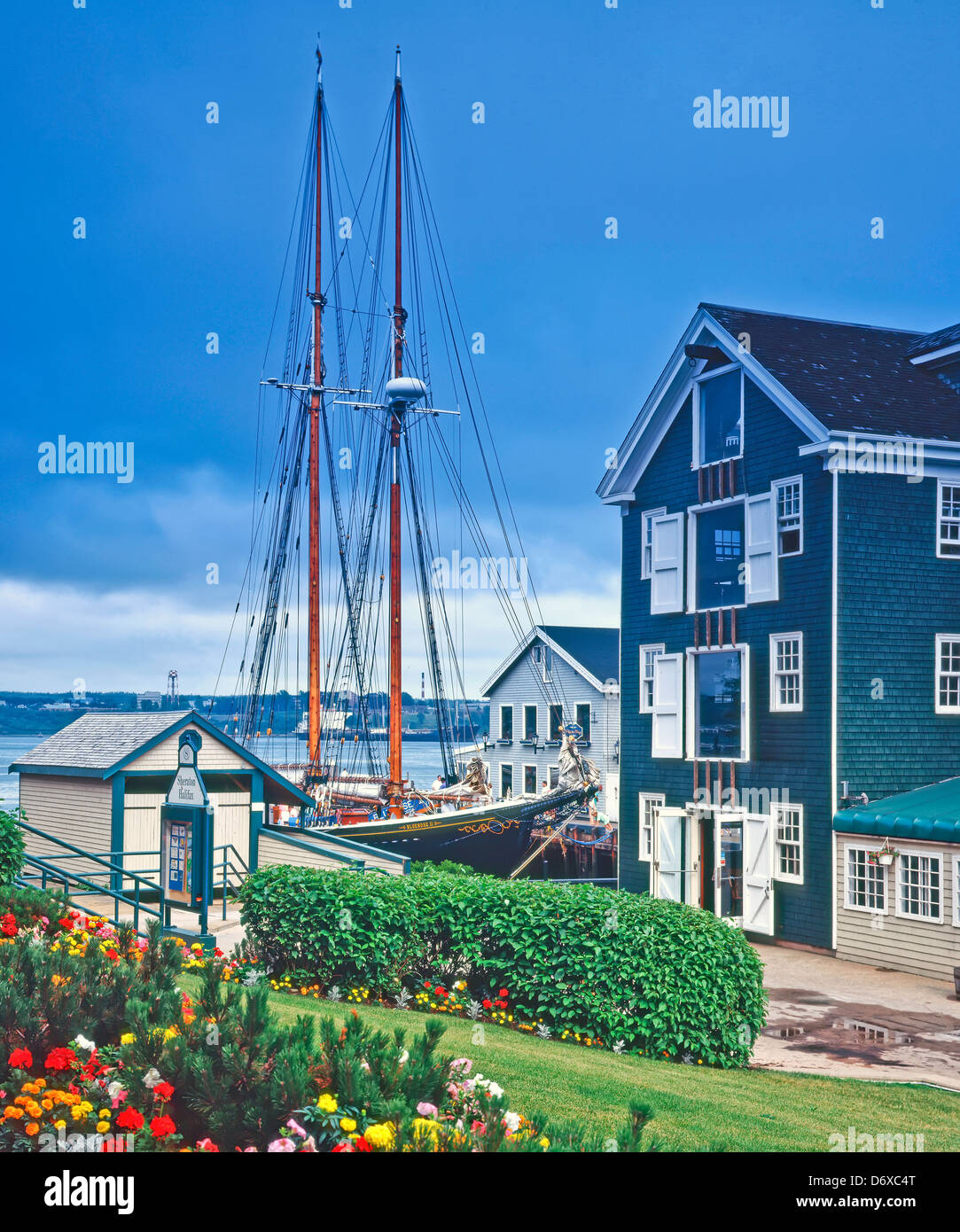 Bluenose ii hi-res stock photography and images - Alamy