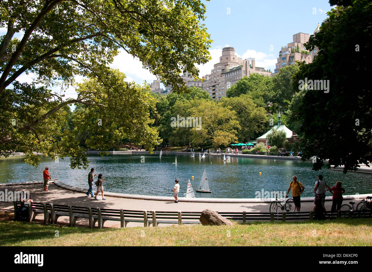 The Boat Pond in Central Park, New York City USA Stock Photo - Alamy