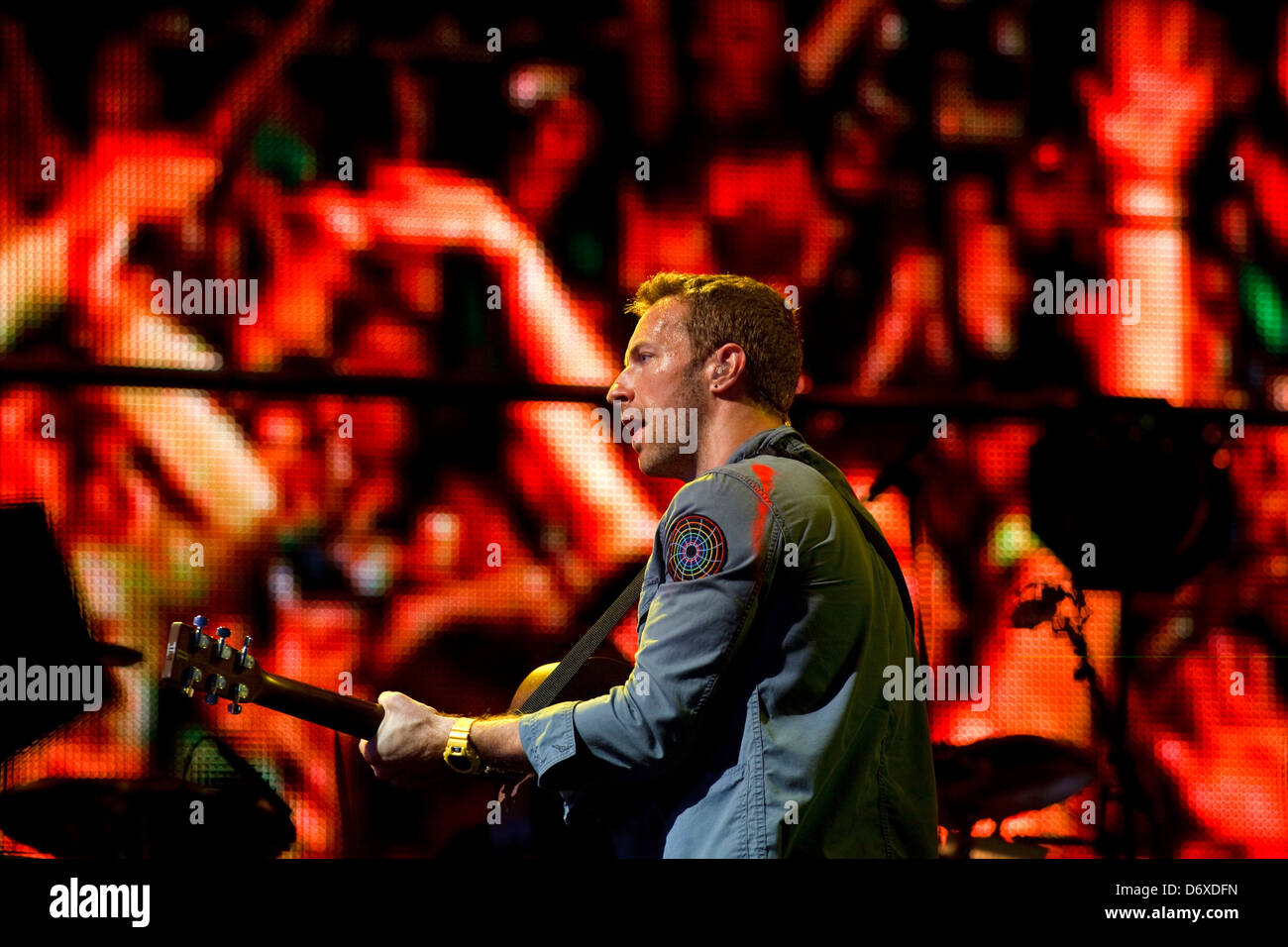 Martin guitar hi-res stock photography and images - Alamy