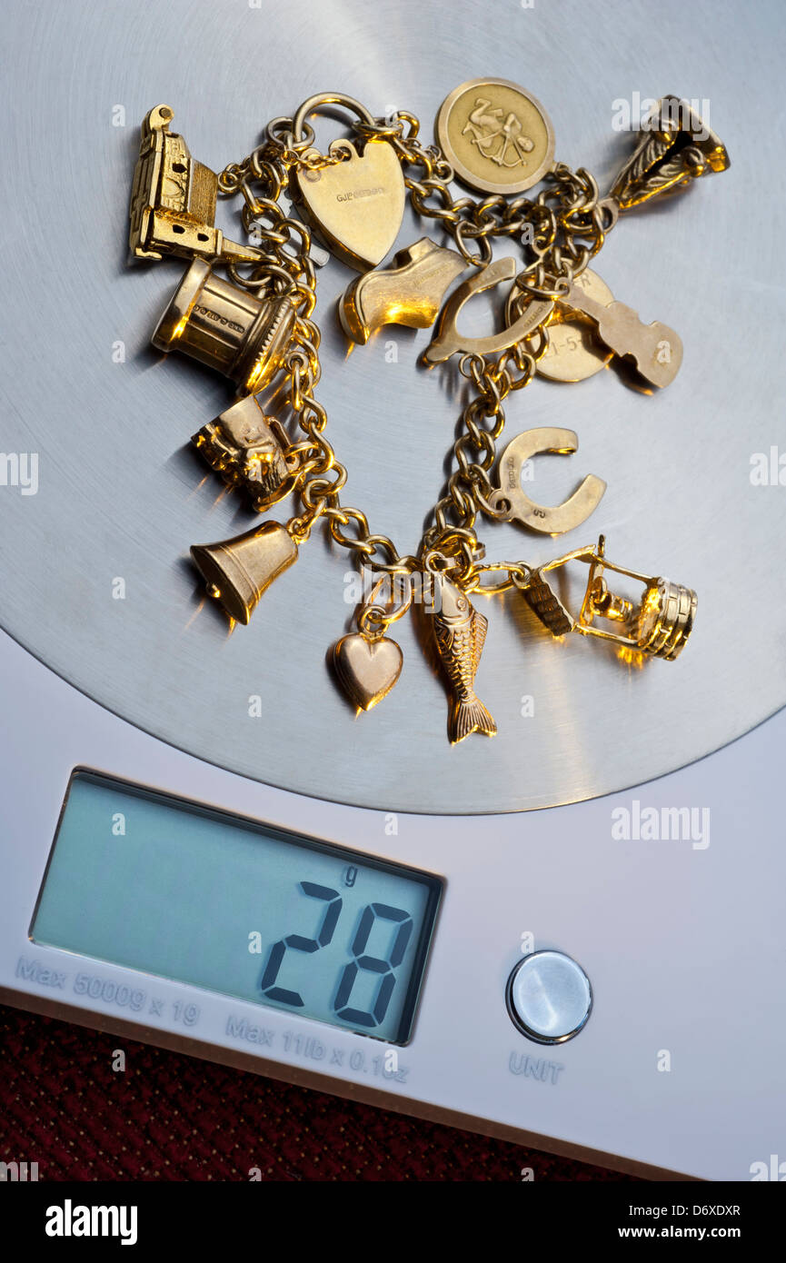 28 grams hi-res stock photography and images - Alamy
