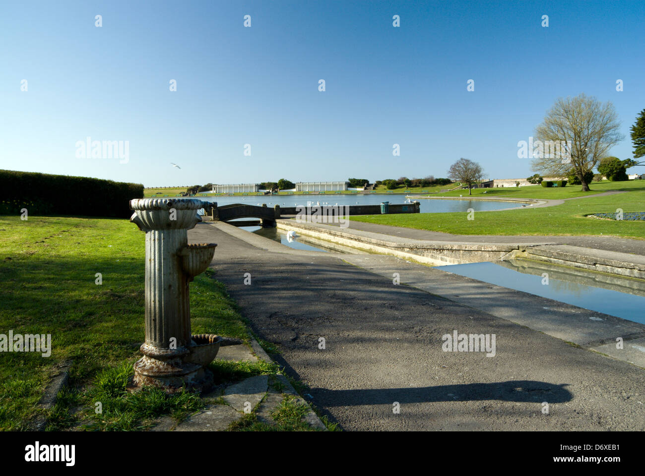 Lake park cold knap barry hi-res stock photography and images - Alamy