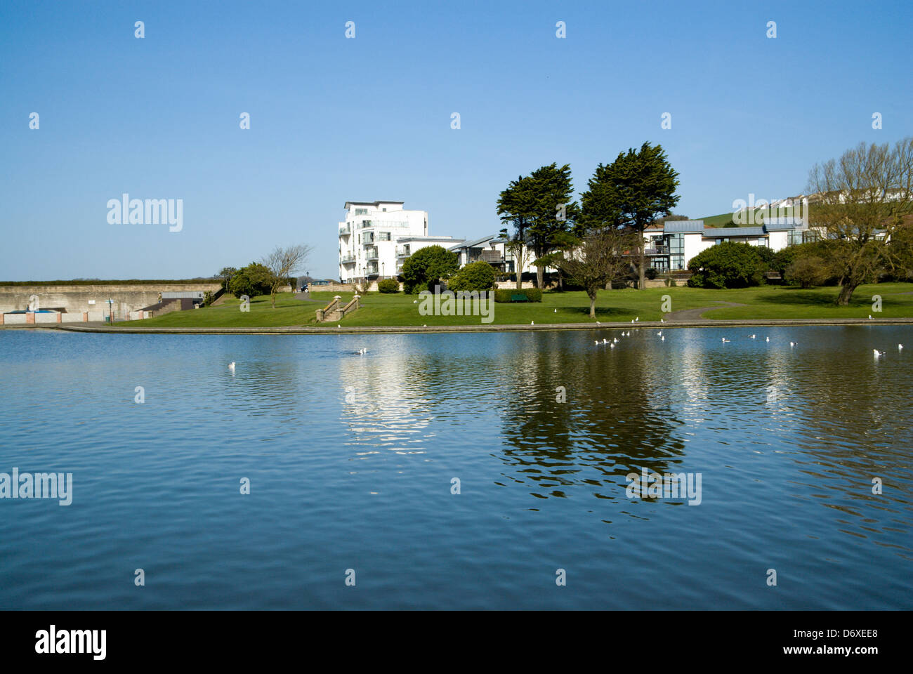 Park cold hi-res stock photography and images - Alamy