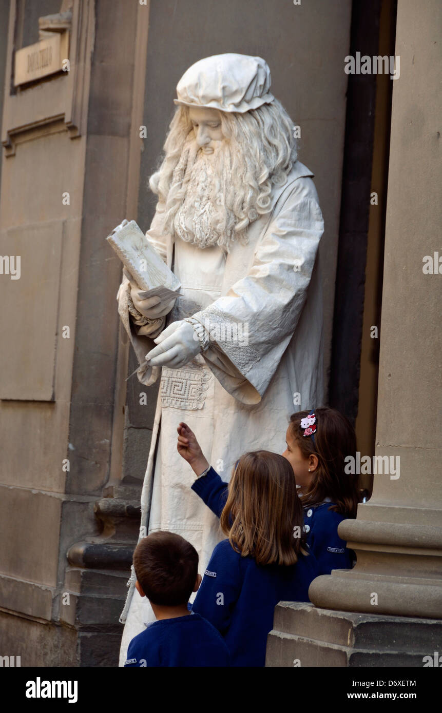 Children of the world statue hi-res stock photography and images - Alamy