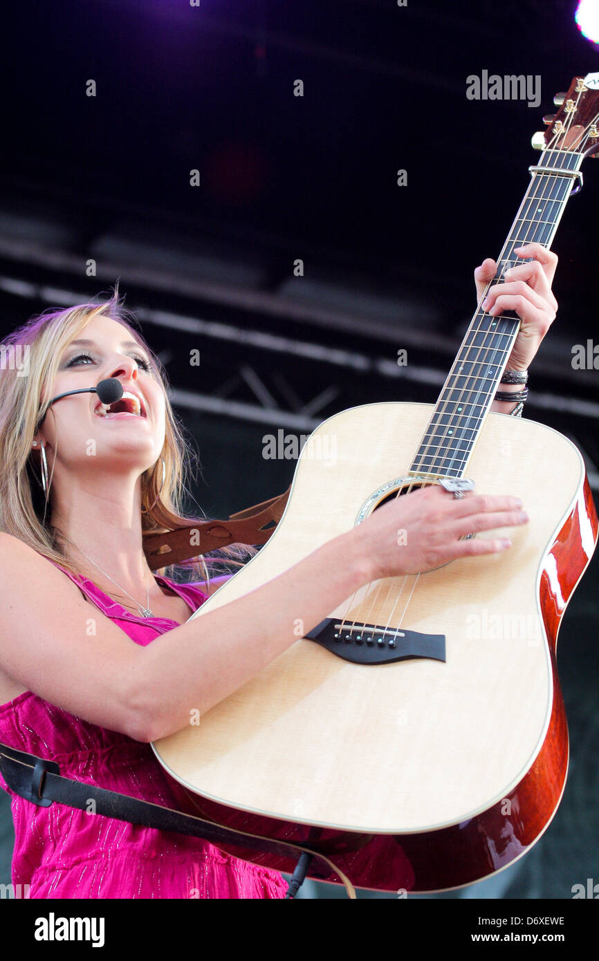 Edens Edge performs during the H2O Tour 2 at the Cruzan Amphitheatre ...