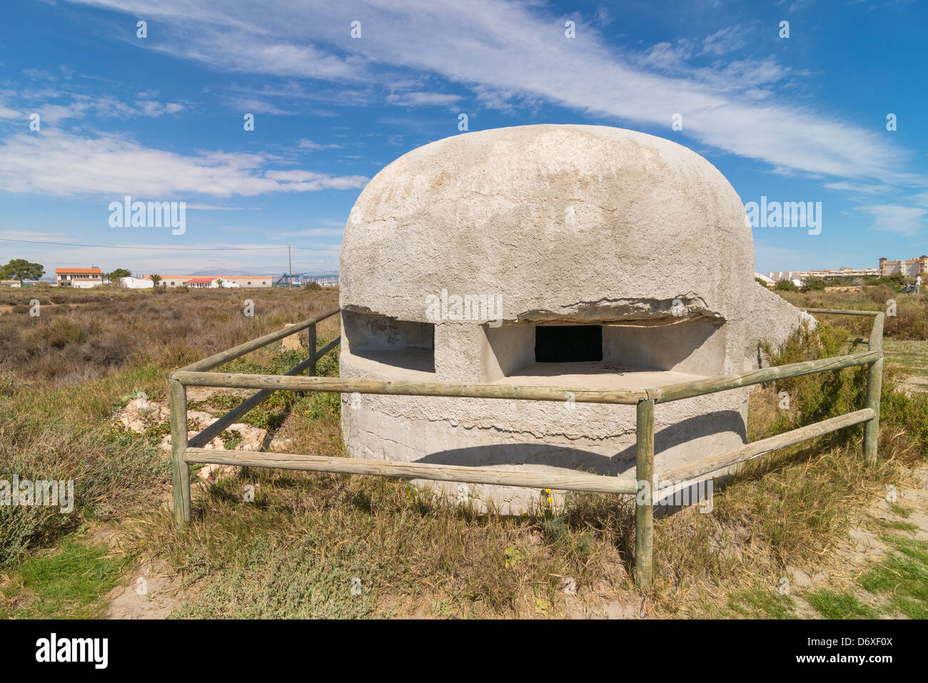 Spanish civil war bunker, a classic concrete pillbox Stock Photo - Alamy