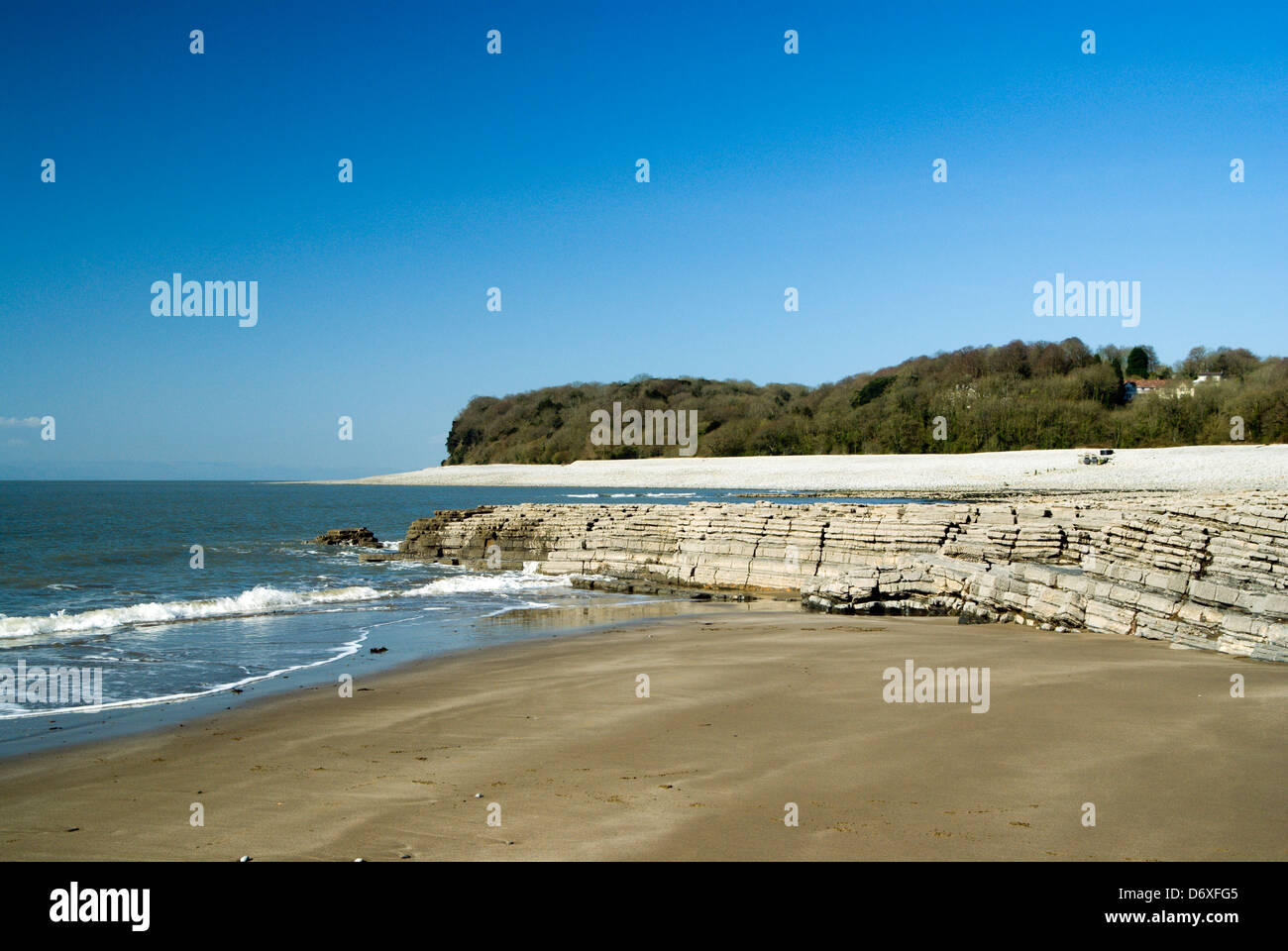 cold knap beach looking towards porthkerry, barry, vale of glamoergan ...