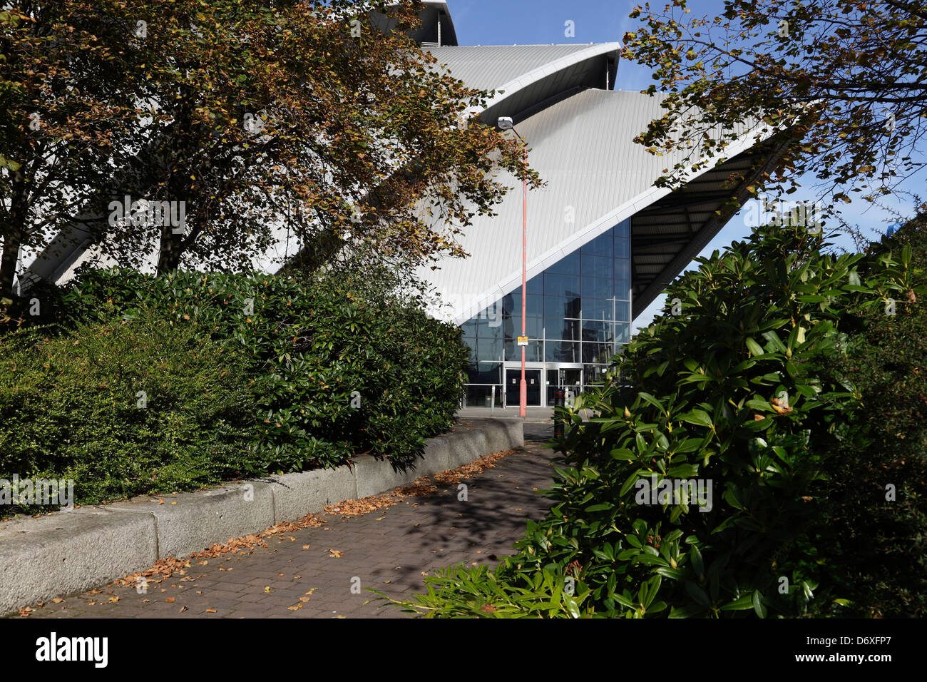 Path leading to the SEC Armadillo / Clyde Auditorium building on the ...